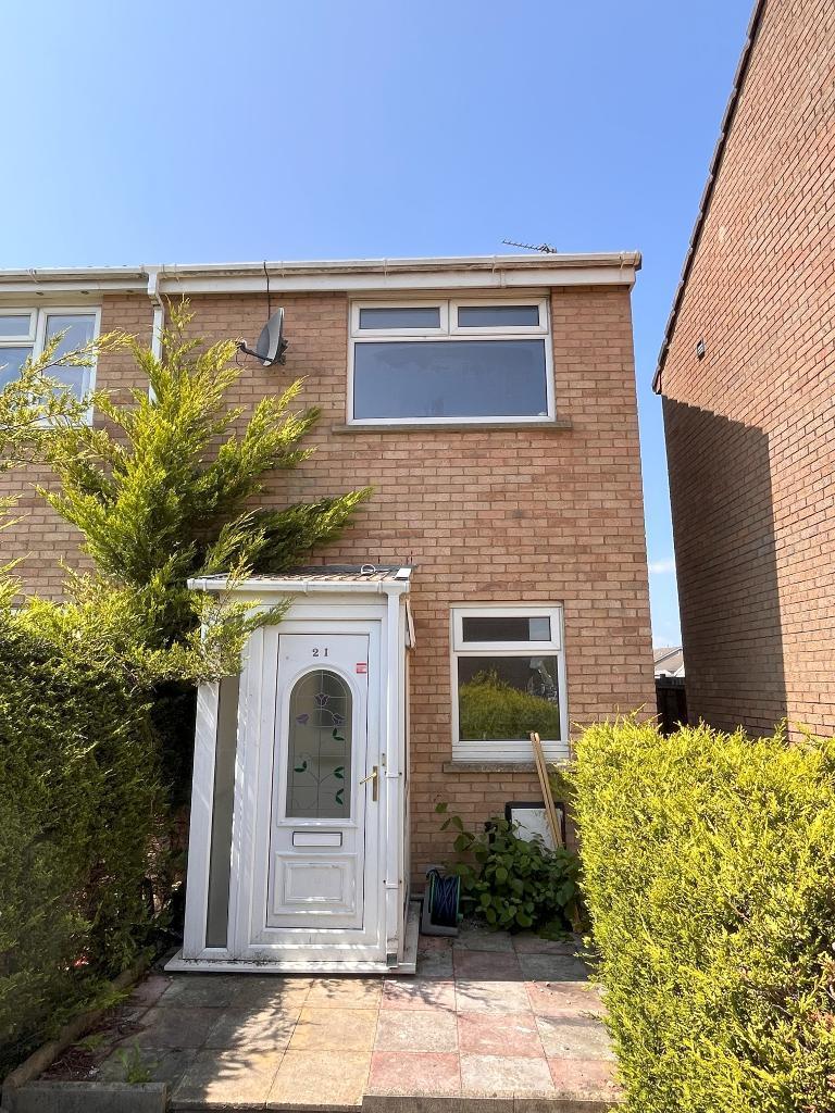 Westgate, Morecambe LA3 2 bed end of terrace house - £122,500