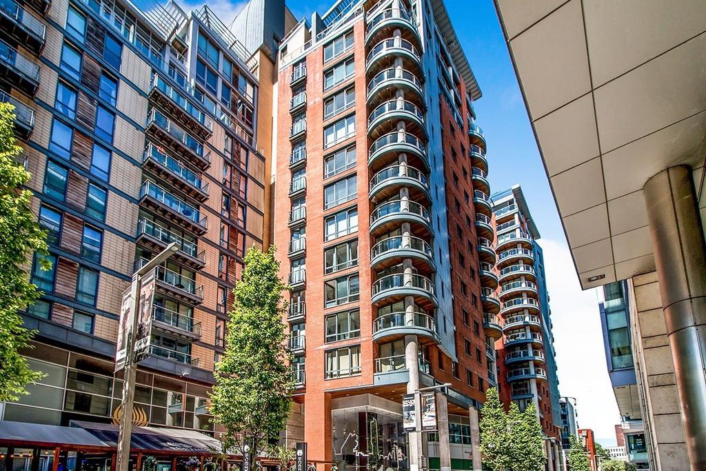 Leftbank, Greater Manchester M3 2 bed apartment to rent - £1,560 pcm (£ ...