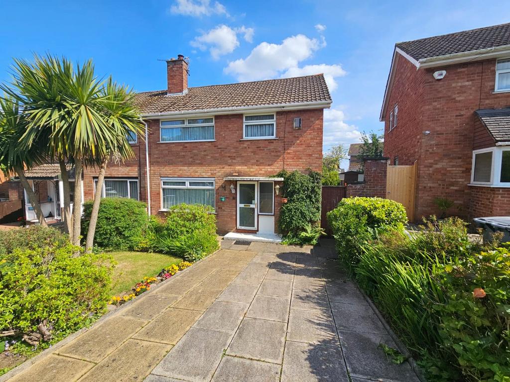 Hazeldene Avenue, Thingwall, Wirral... 3 bed semi-detached house for ...