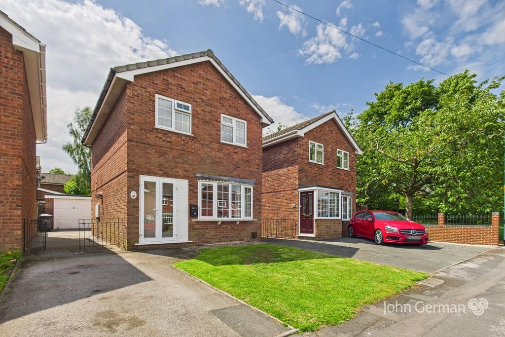 Stanley Crescent, Uttoxeter 3 bed detached house for sale - £229,995