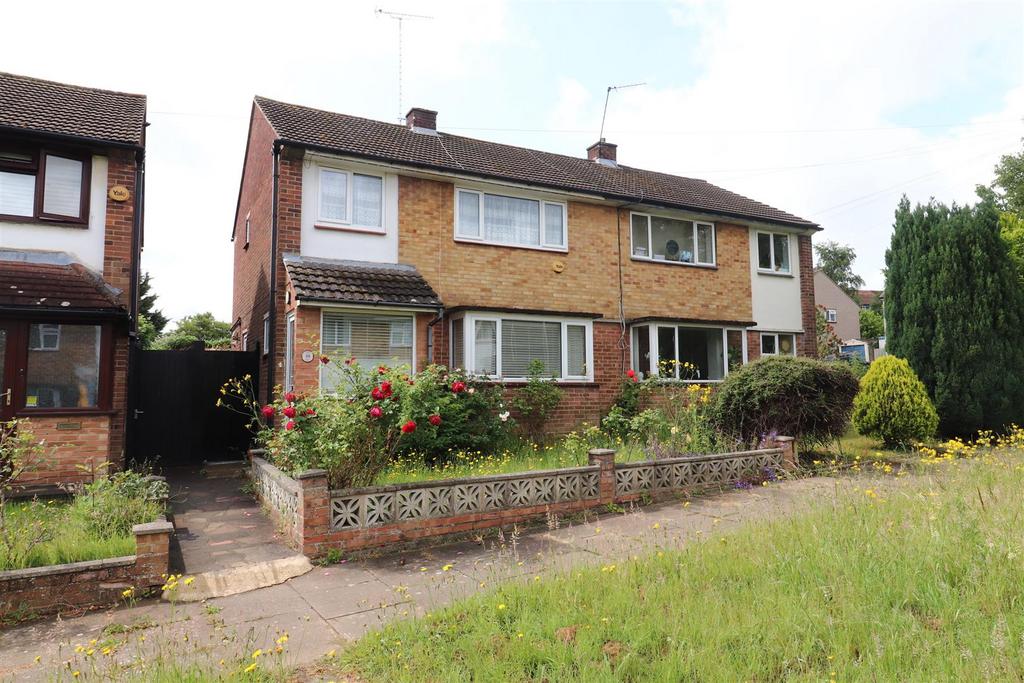Broom Avenue, Orpington BR5 3 bed semi-detached house for sale - £400,000
