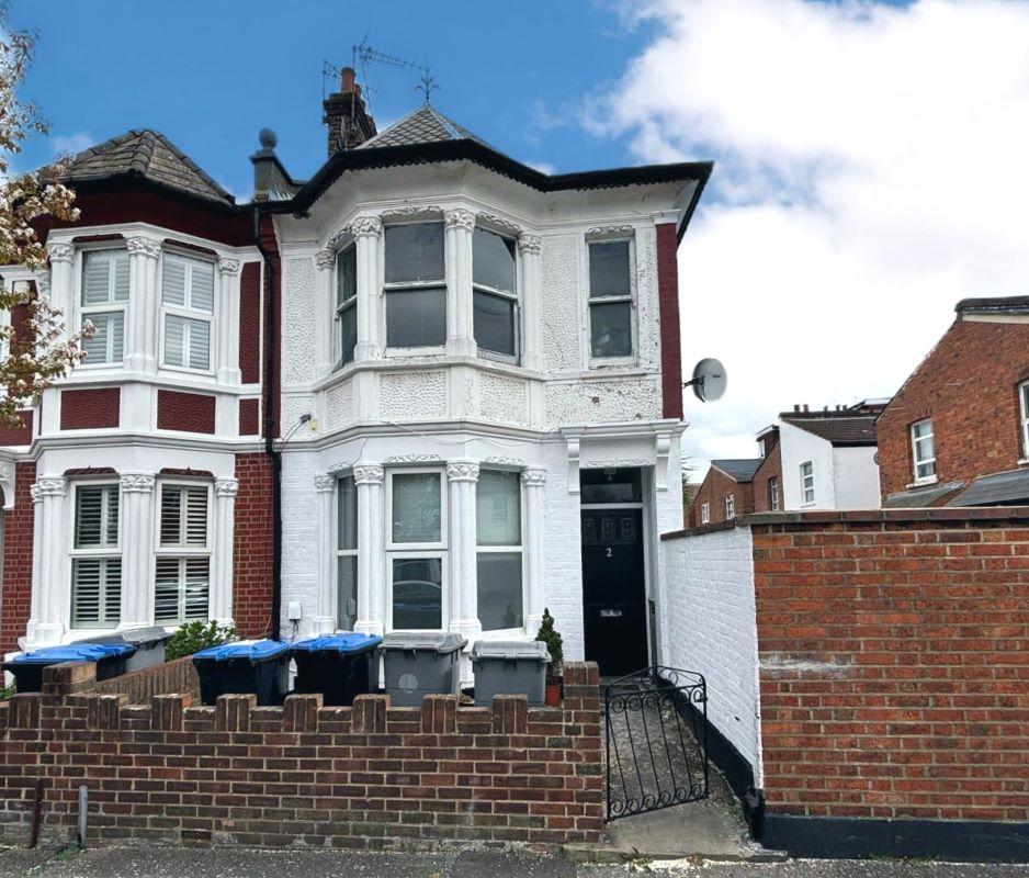 Flat 3, 2 Buxton Road, Willesden, NW2... Studio for sale - £80,000