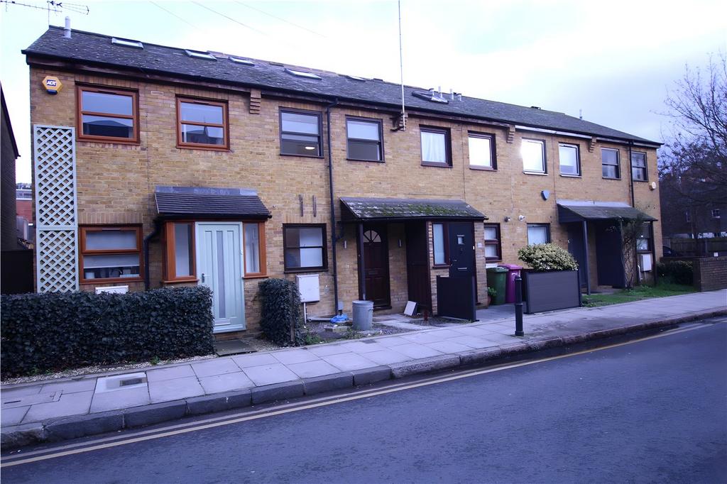 Deal Street, London, E1 4 bed semi-detached house to rent - £4,200 pcm ...