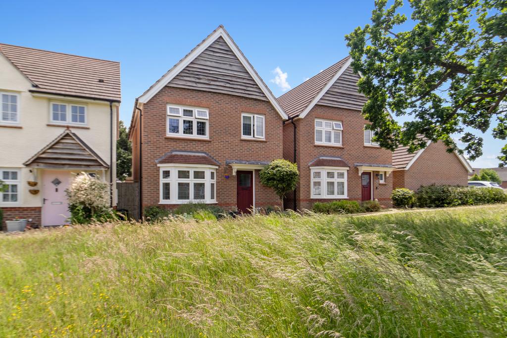 Worcester WR2 3 bed detached house for sale - £350,000