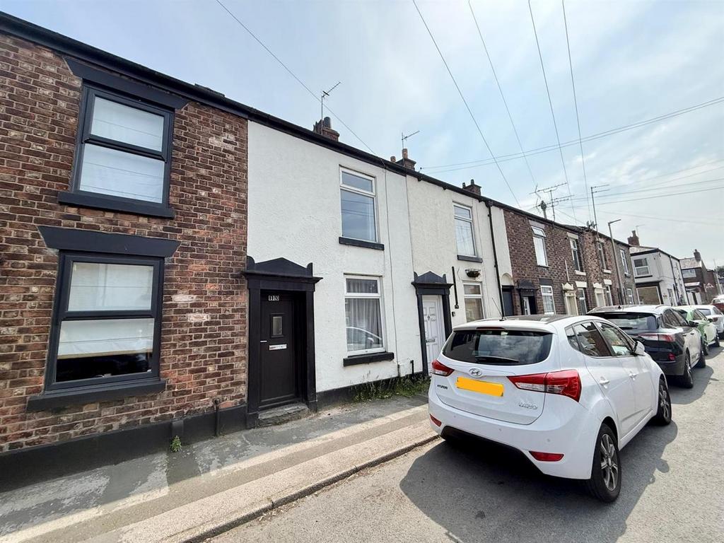 Coare Street, Macclesfield 2 bed terraced house for sale - £169,950