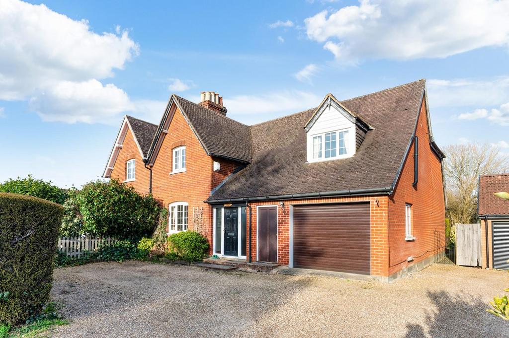 Reigate Road, Tadworth 3 bed semi-detached house for sale - £700,000
