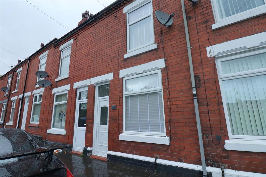 Walker Street, Crewe 2 bed house - £700 pcm (£162 pw)