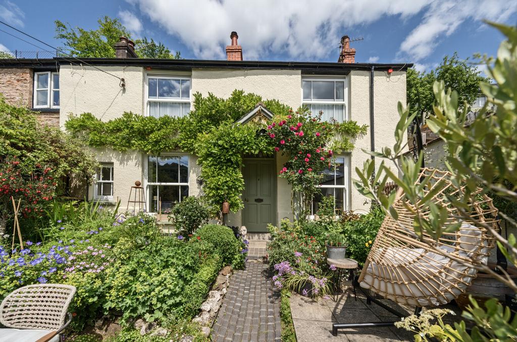 Lady Street, Dulverton, Somerset, TA22 2 bed semi-detached house for ...