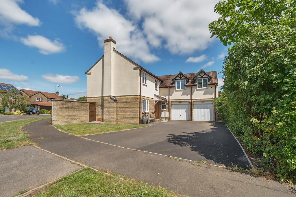 Hatch Beauchamp 5 bed detached house for sale - £625,000