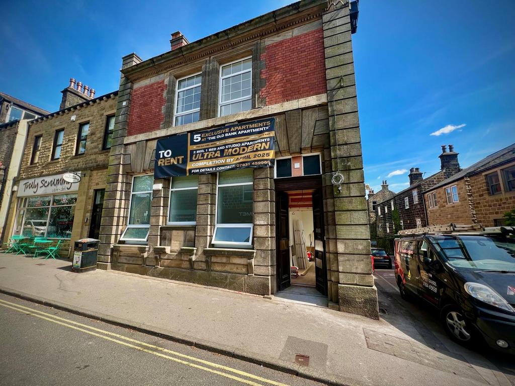Town Street, Horsforth, Leeds, West... 1 bed flat to rent - £795 pcm (£ ...