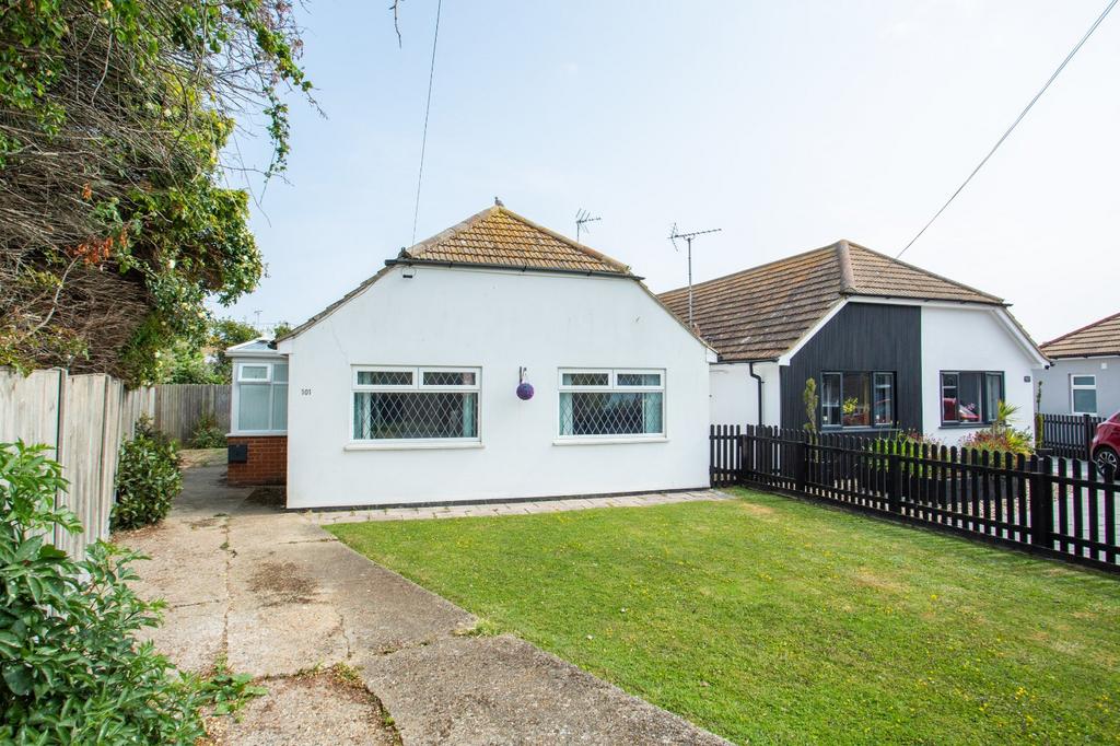Russell Drive, Whitstable, CT5 2 bed bungalow - £375,000
