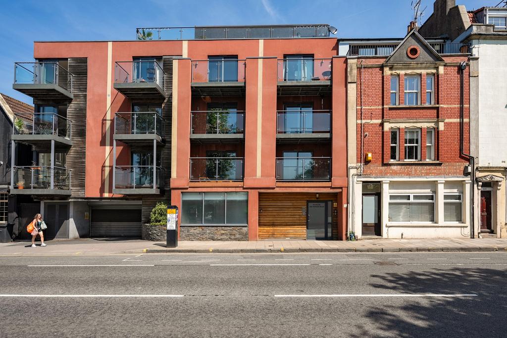 Flat Dockside, Hotwell Road, BS8 1 bed apartment - £1,200 pcm (£277 pw)