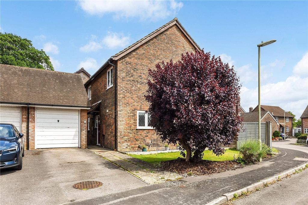 Long Barrow Close, South Wonston... 3 bed detached house - £548,500