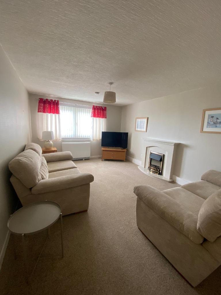 Rankin Court, Central, Greenock, PA16 2 bed flat - £750 pcm (£173 pw)