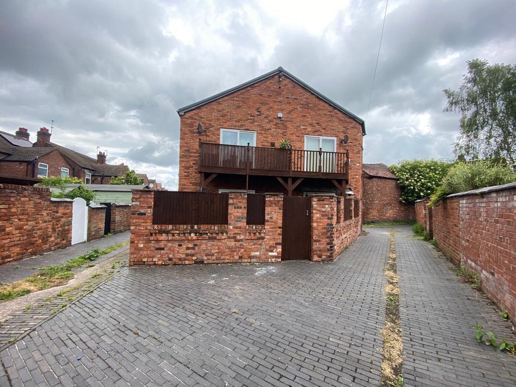 Flat, Empire Mill, Crewe 1 bed apartment for sale - £70,000