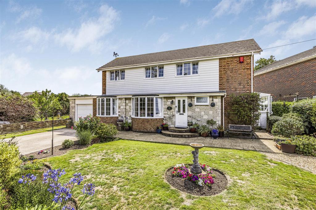 Marine Walk, Hayling Island PO11 4 bed house for sale - £685,000