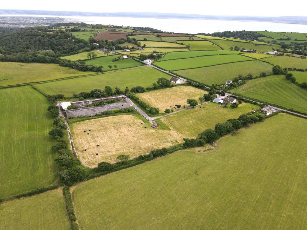 Trimsaran Road, Llanelli, SA15 3 bed property with land for sale - £695,000