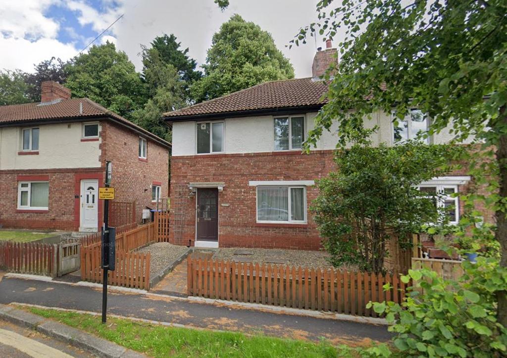 Whinney Hill, Durham City, Durham 4 bed semi-detached house - £450,000