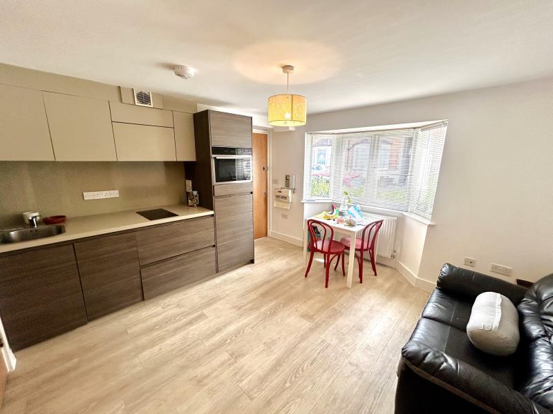 Arun House, Guildford GU1 1 bed apartment to rent - £1,400 pcm (£323 pw)