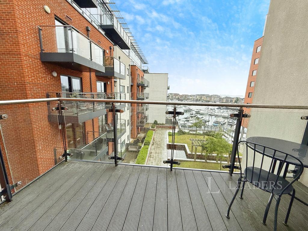 The Blake Building, Ocean Village 2 bed apartment - £1,250 pcm (£288 pw)