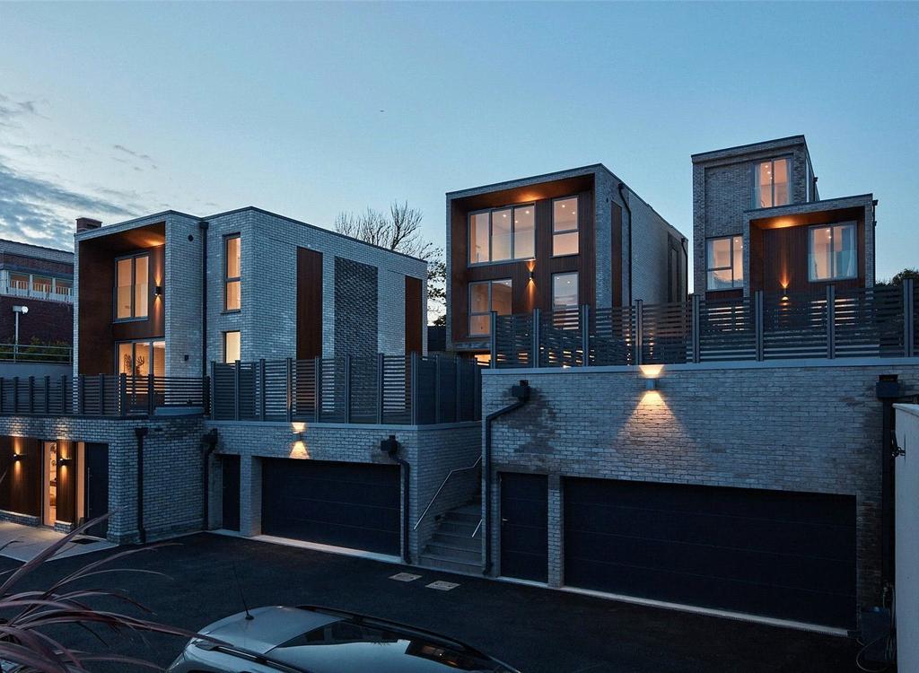 Roedean Road, Brighton, East Sussex, BN2 6 bed detached house - £8,500 ...