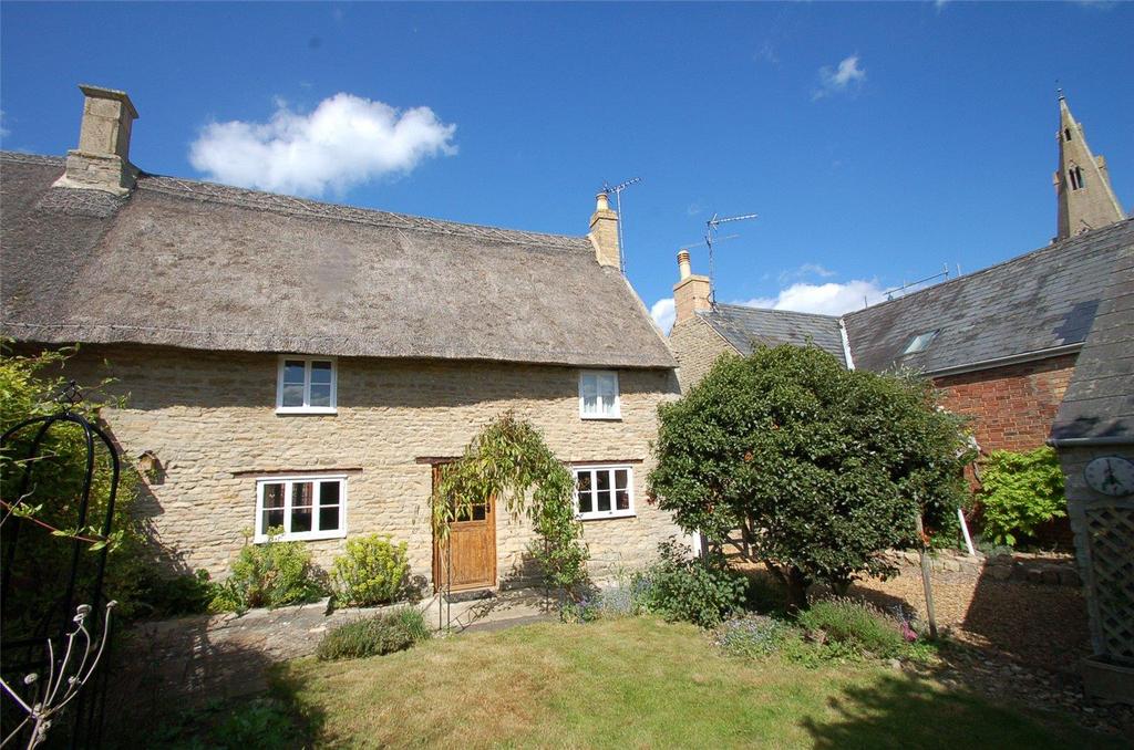 Church Street, Polebrook... 2 bed house for sale - £375,000
