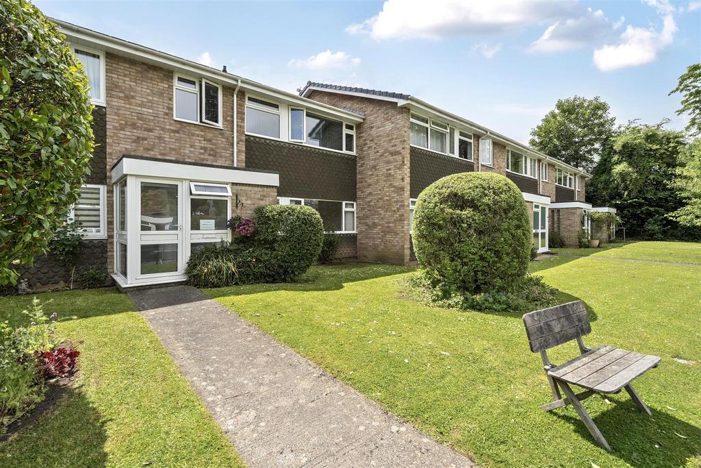 Dragons Hill Court, Keynsham, Bristol 2 bed flat for sale - £250,000