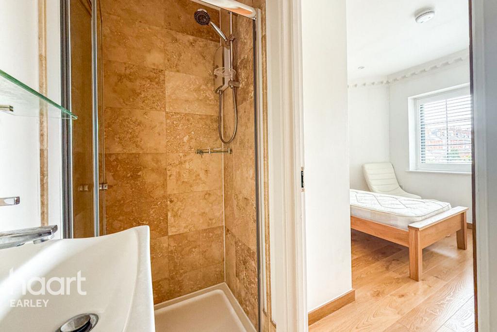 Whitley Street, READING Studio - £750 pcm (£173 pw)