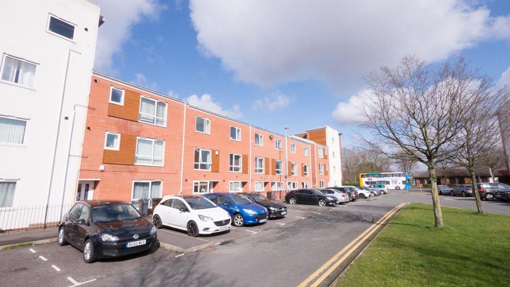 Flixton Road, Manchester, M13 4 bed house to rent - £2,000 pcm (£462 pw)