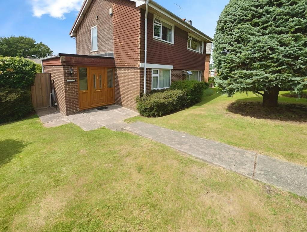 Robin Way, Chipping Sodbury, South... 4 bed detached house - £450,000