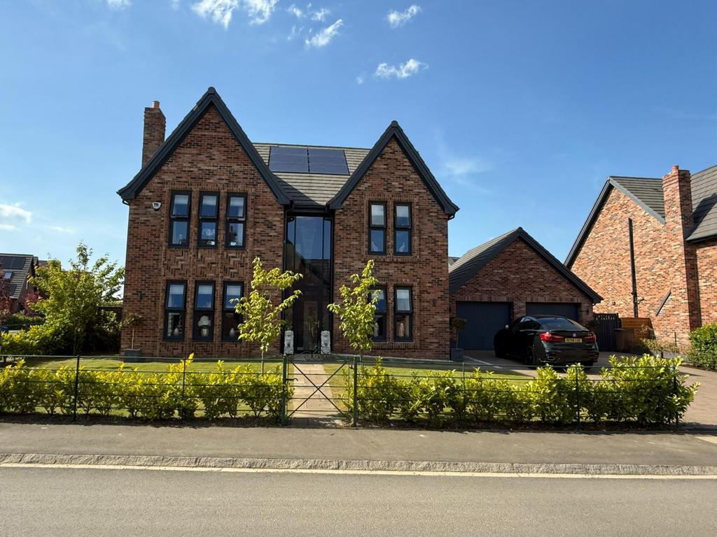 Red Cedar Close, Wynyard, TS22 4 bed detached house to rent - £4,500 ...