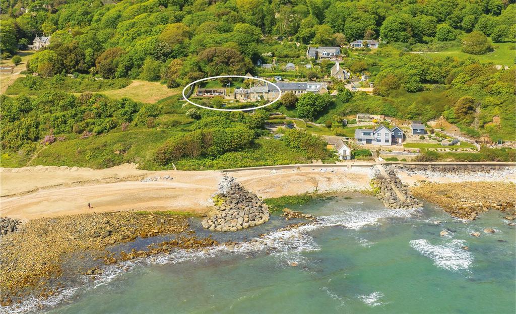 Bonchurch, Isle of Wight 5 bed detached house - £1,500,000