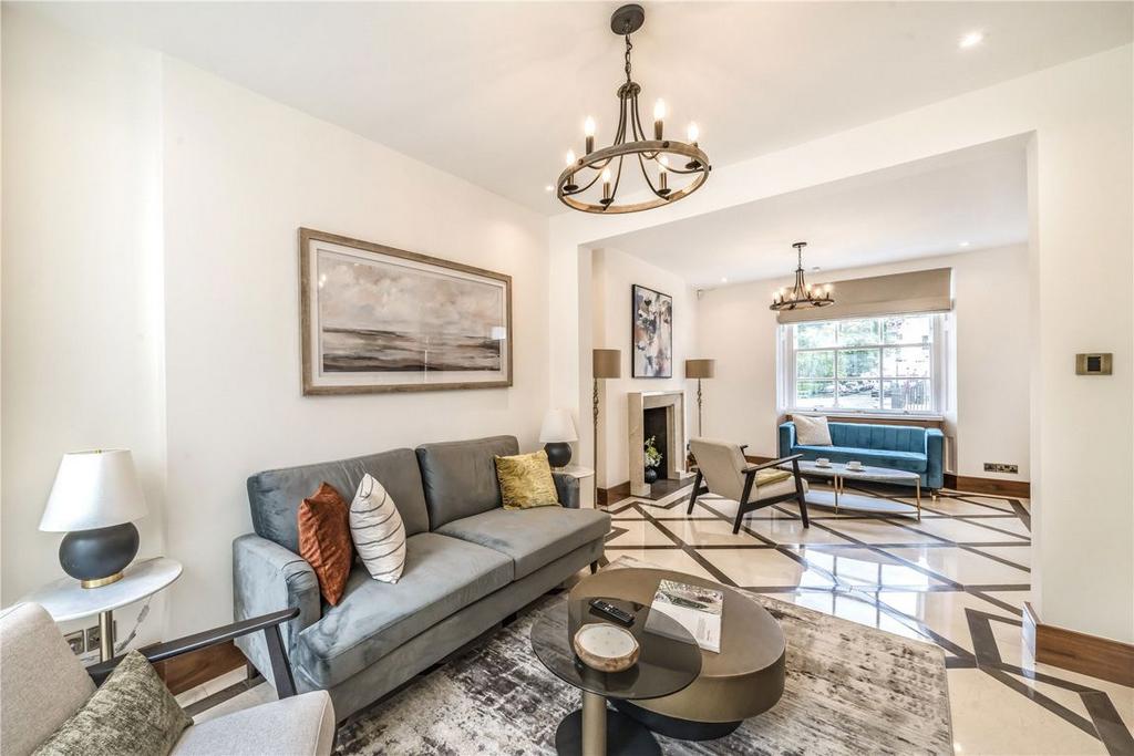 Trevor Place, London SW7 5 bed house - £18,001 pcm (£4,154 pw)