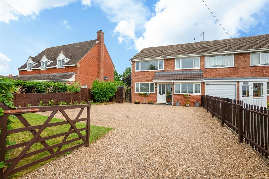 Broad Marston Road, Pebworth, 4 bed semi-detached house for sale - £395,000