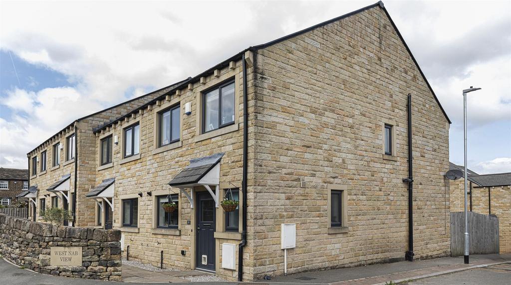 West Nab View, Holmfirth HD9 3 bed end of terrace house for sale - £300,000