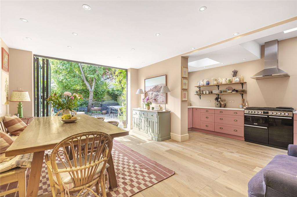 Haldane Road, London, SW6 4 bed terraced house for sale - £1,700,000