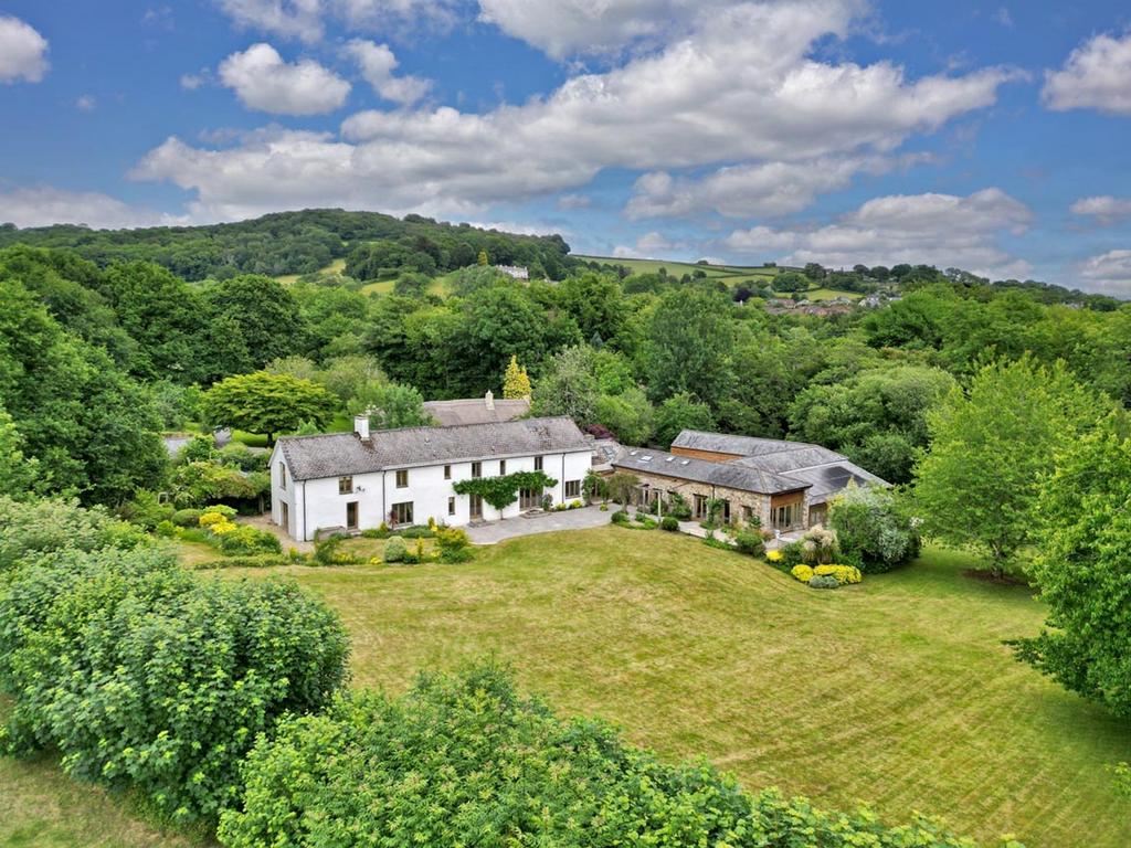 Bovey Tracey, Newton Abbot, TQ13 8 bed detached house for sale - £2,000,000