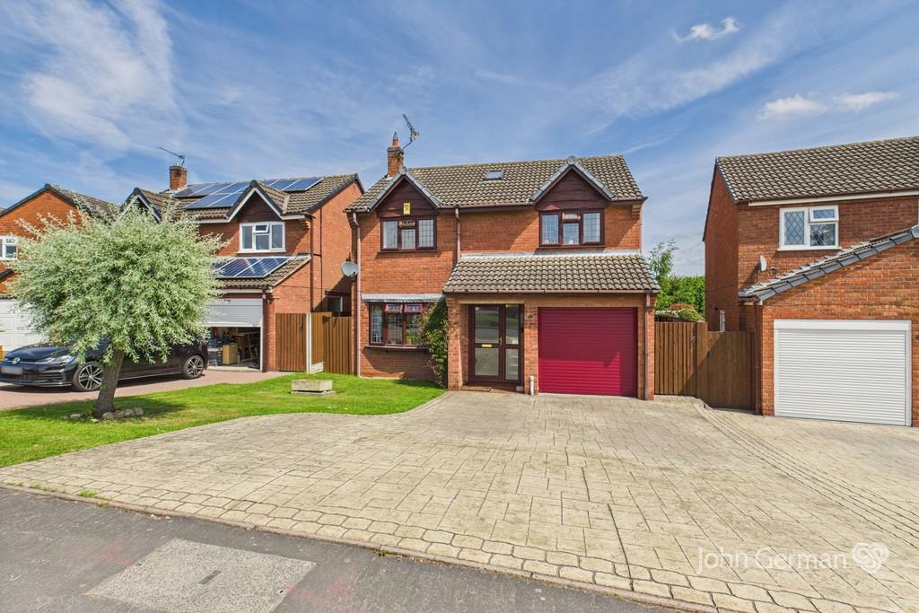 Athlestan Way, Stretton 4 bed detached house for sale - £397,500