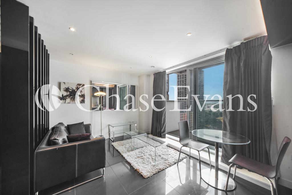 Pan Peninsula Square, Canary Wharf... Studio - £1,885 pcm (£435 pw)