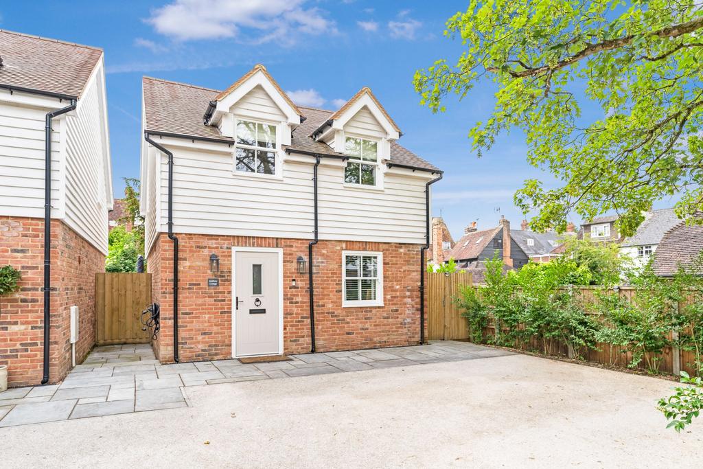 Rectory Lane, Cranbrook TN17 3 bed detached house for sale - £475,000