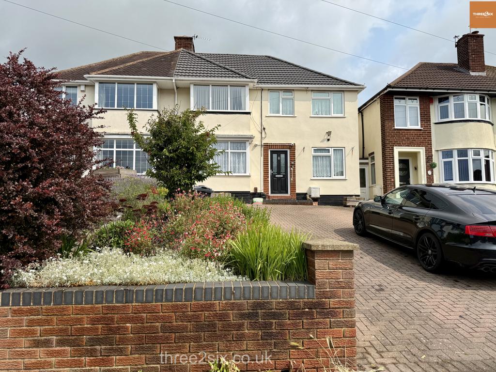 Scott Road, Grat Barr, B43 4 bed semi-detached house - £1,500 pcm (£346 pw)