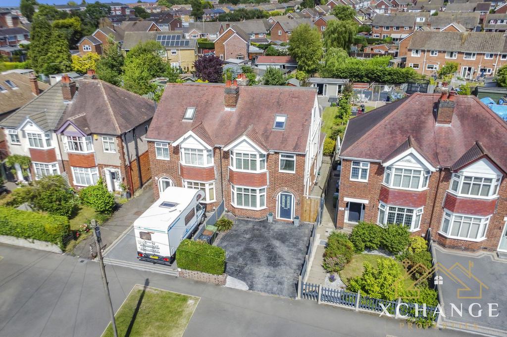 Newdigate Road, Bedworth CV12 4 bed semi-detached house for sale - £335,000