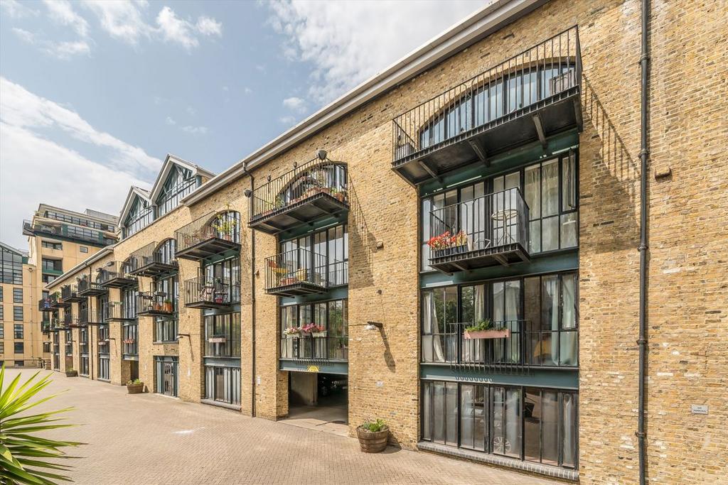 Burrells Wharf Square, London E14 1 bed flat to rent - £1,898 pcm (£438 pw)