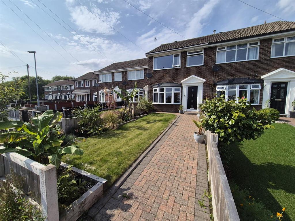 Alpine Drive, Leigh 3 bed mews for sale - £169,995