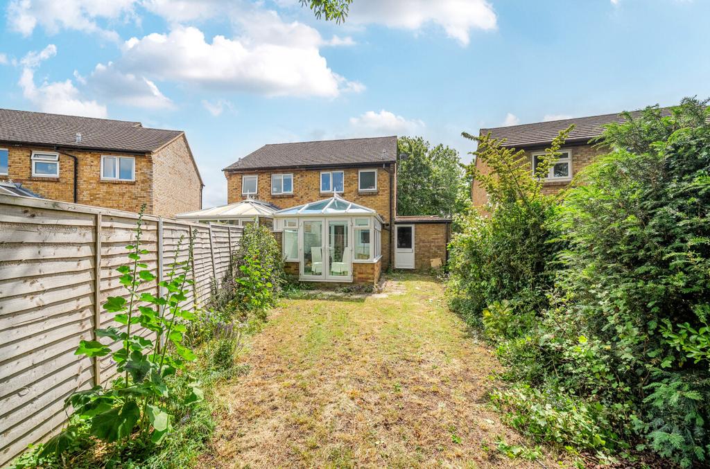 The Glebe, Cumnor, Oxford 2 bed semi-detached house - £385,000