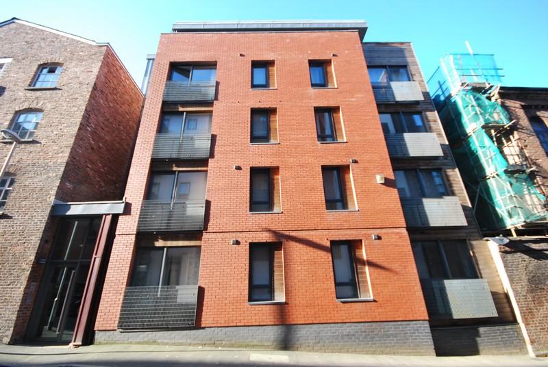 19 Sharp Street, Manchester M4 2 bed flat for sale - £165,000