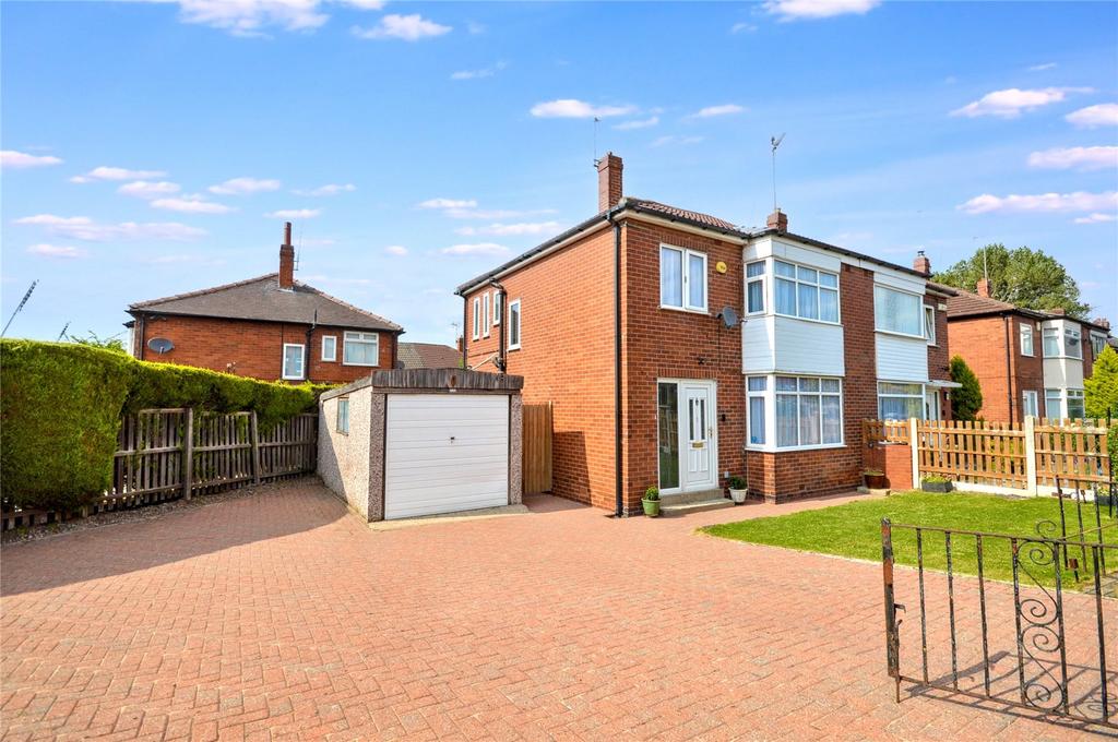 Heath Place, Leeds, West Yorkshire 3 bed semi-detached house for sale ...