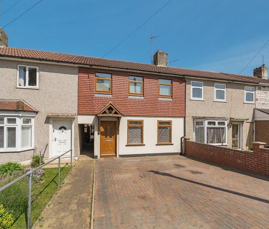Tipner Lane, Hampshire PO2 3 bed terraced house for sale - £300,000