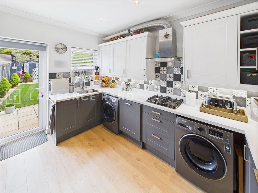 Torcross Road, Ruislip, HA4 3 bed terraced house to rent - £2,150 pcm ...