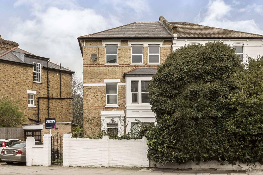 Brecknock Road, London N19 3 bed flat - £3,250 pcm (£750 pw)